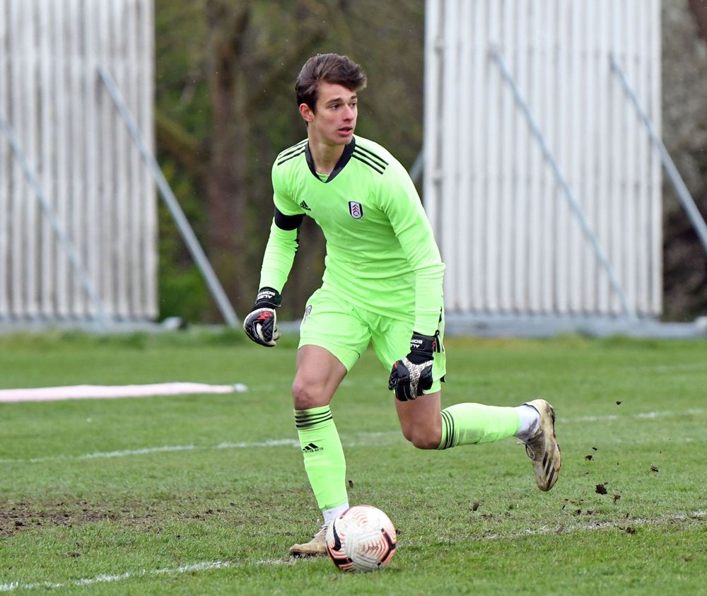 Fulham FC - Get To Know: Alex Borto