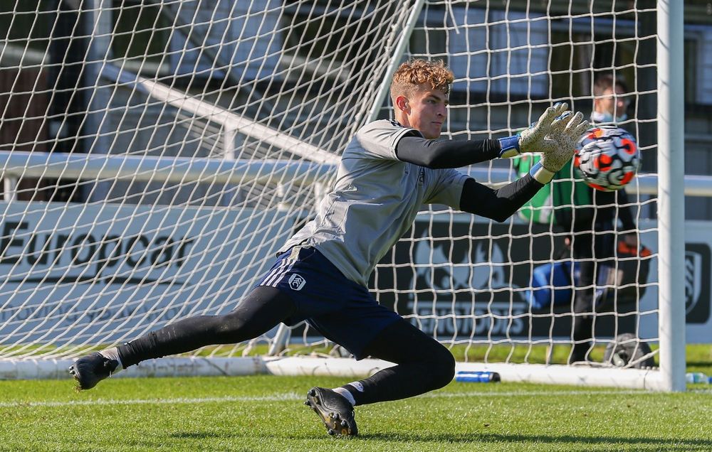 Fulham FC - Adams Joins Walton Casuals On Loan