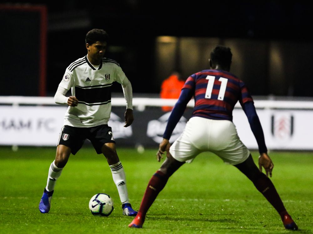 Fulham FC - International Young Whites