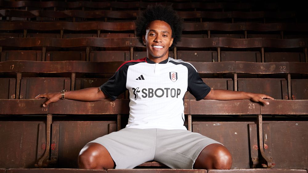 Fulham FC - Willian Rejoins Fulham