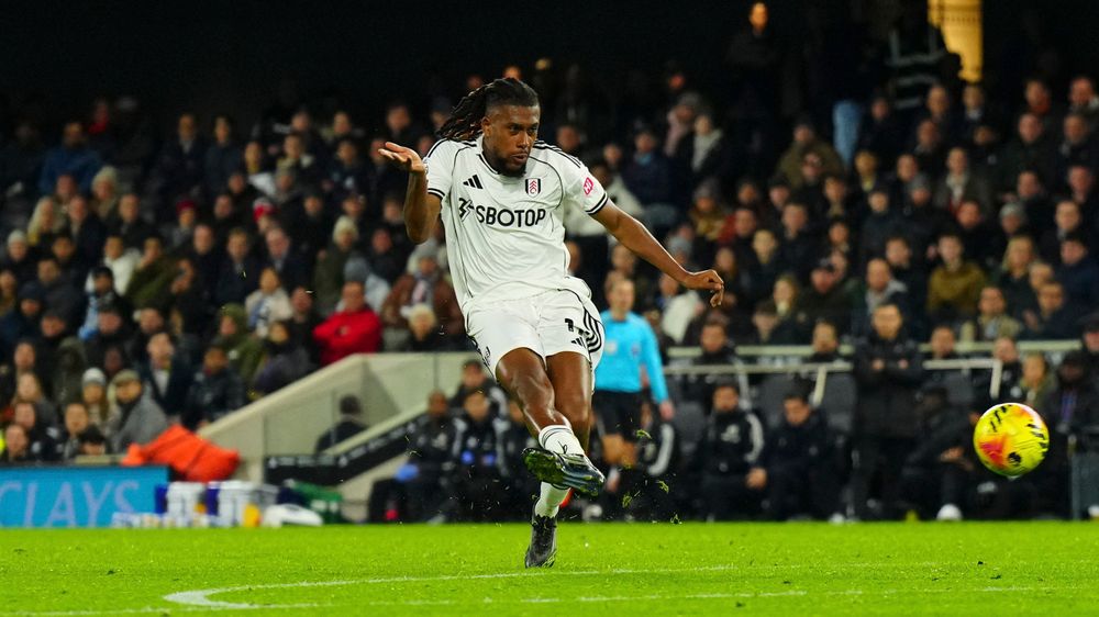 Fulham FC - Alex: Fighting Spirit