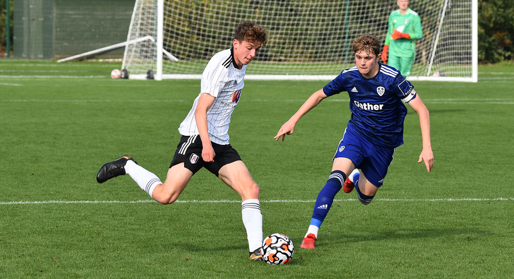 Fulham FC - Robinson Wins Scholar Of The Year Award
