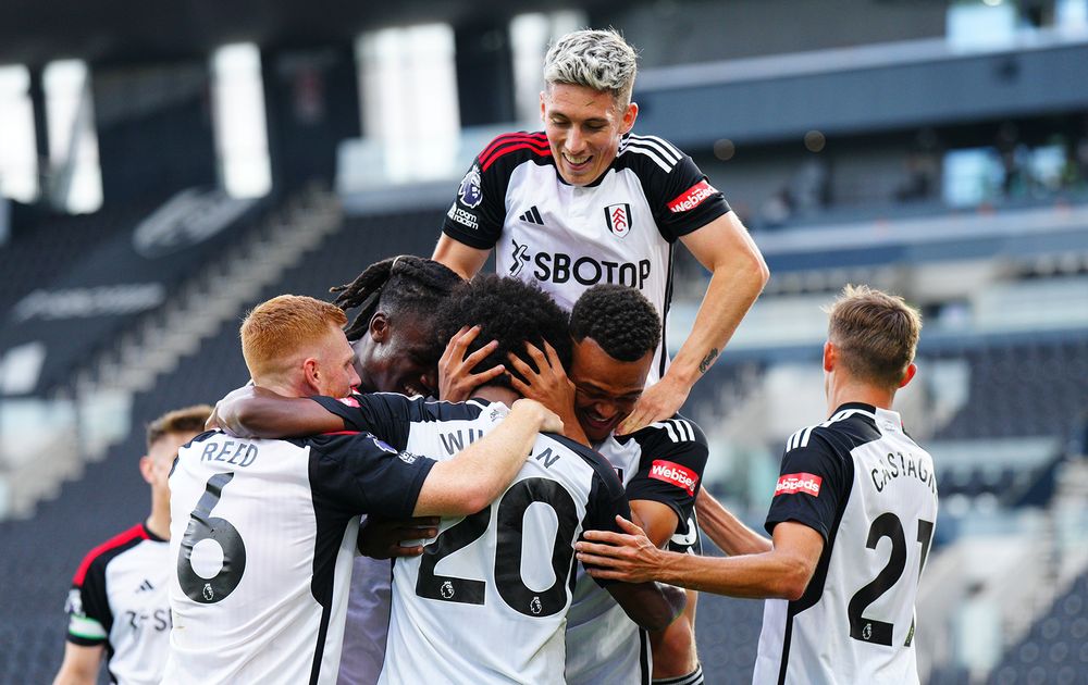 Fulham FC - FUL ACCESS: Blades Put To The Sword