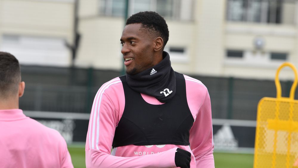 Fulham FC - Motspur Parklife: Training Pre-Leeds