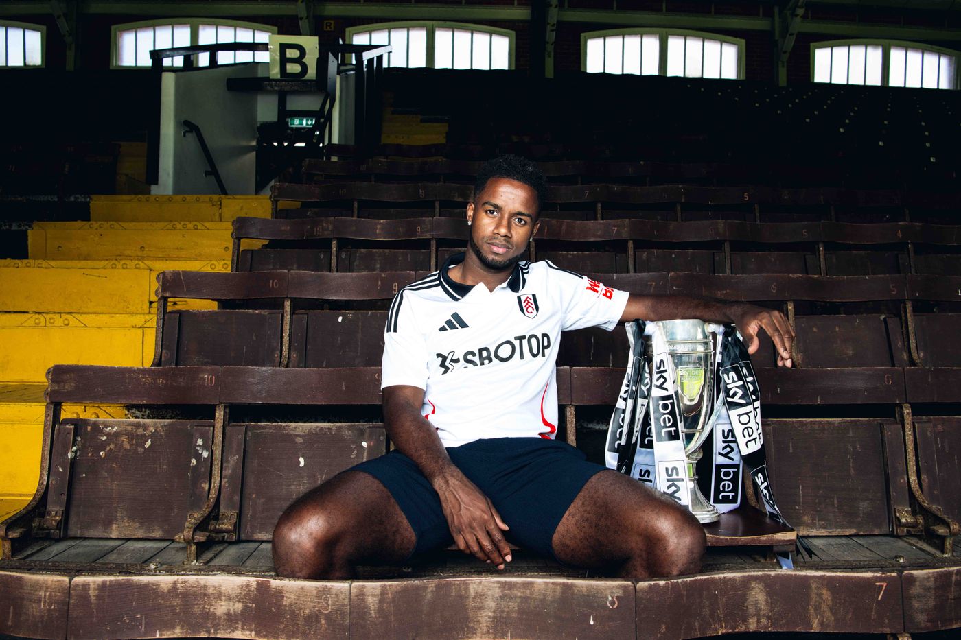 Sessegnon Rejoins Fulham! - Official