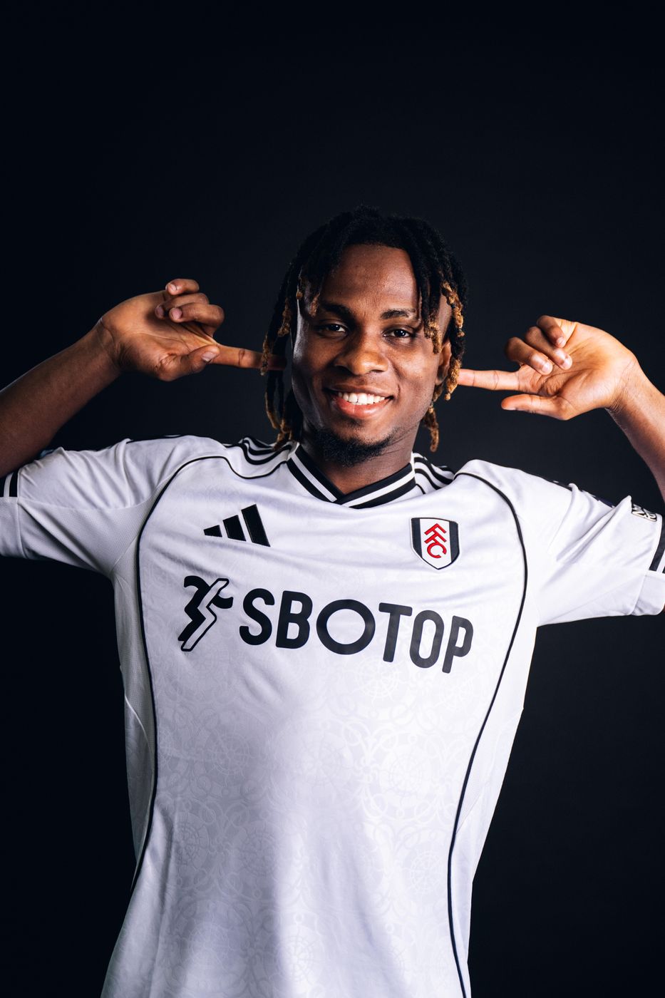 Super Eagles winger, Samuel Chukwueze joins Fulham from AC Milan